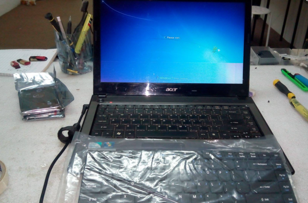 Tanda Keyboard Laptop Rosak & Cara Repair Keyboard Laptop - FR Laptop ...